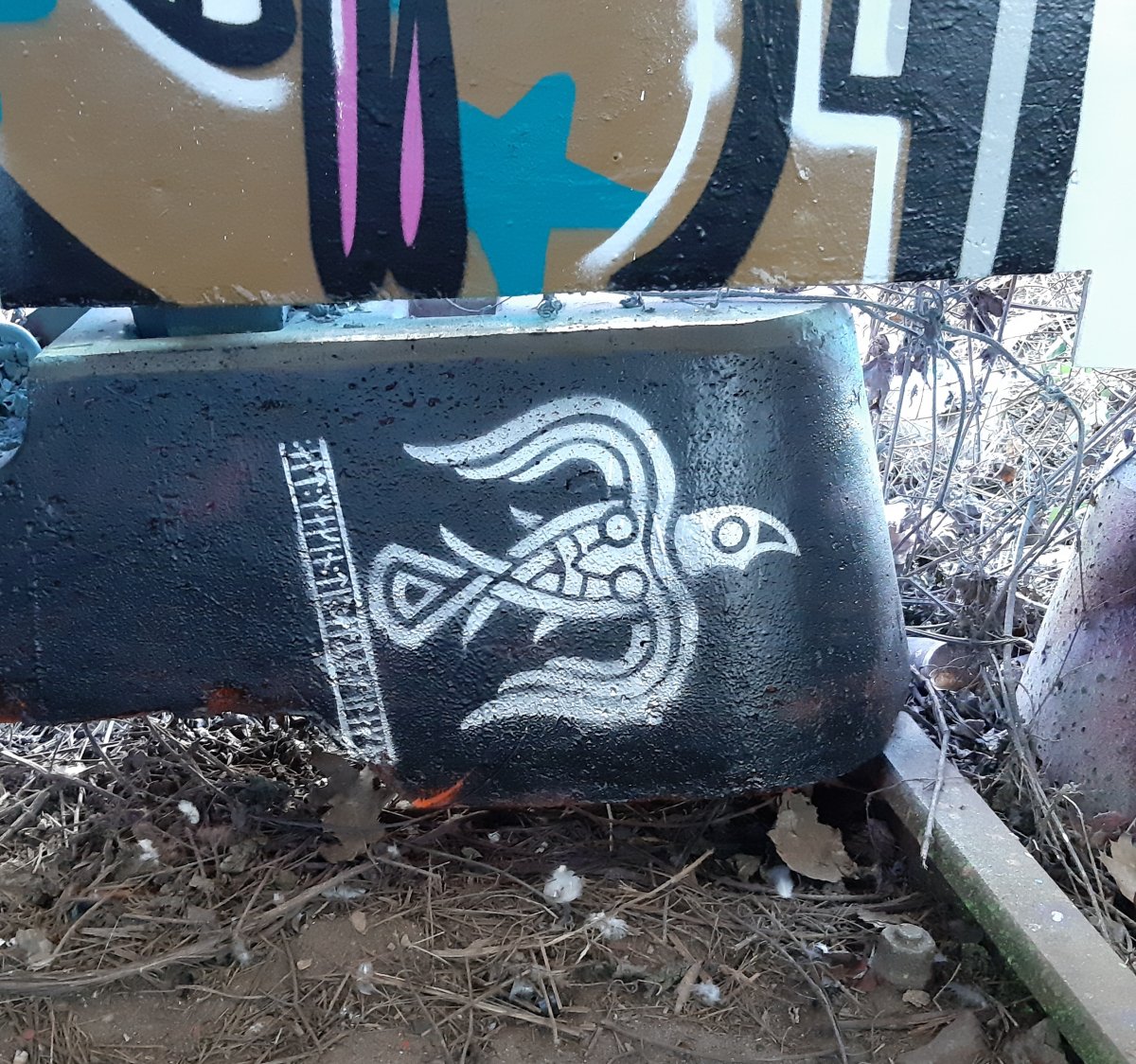 DIY - RAVEN stencil template - Stickers & Patches - NORDIC ANIMISM